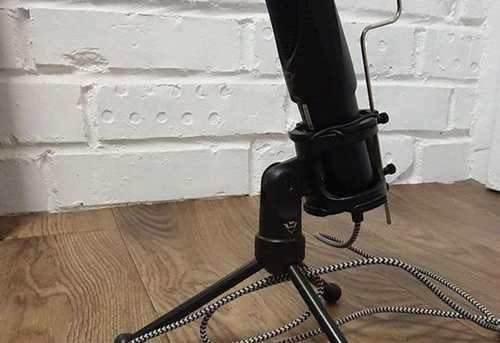 Микрофон Trust GXT 232 Mantis почти новый