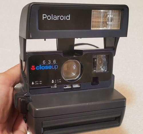 Фотоаппарат Англия polaroid 636 close up