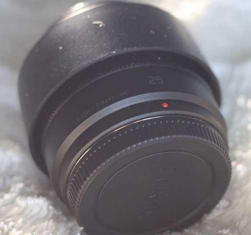 Объектив panasonic lumix 25 mm f1.7 MFT