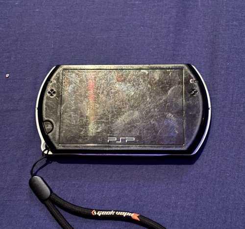 Psp go n1008