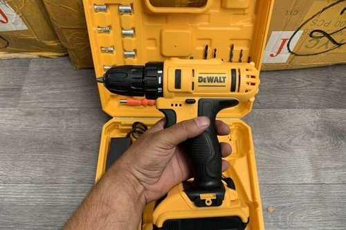 Шуруповерт DeWalt 18v (малый набор) 2 Акб