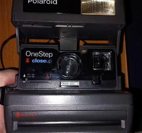Фотоаппарат polaroid 600