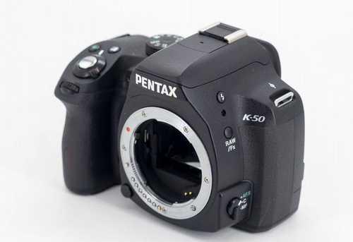 Pentax K-50 Body (Like NEW)