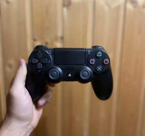 Геймпад Sony Dualshock 4 PS4