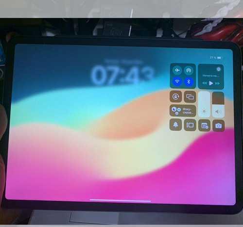 iPad pro 11 2020 128gb 2 пок. с гравировкой имени