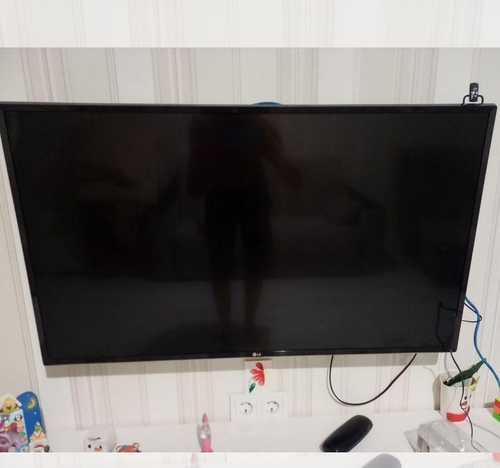 Телевизор lg SMART tv 43