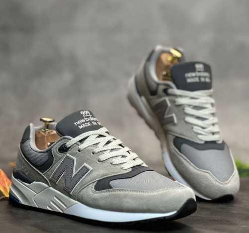 New Balance 999