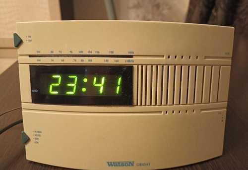 Винтаж. Радио часы Watson UR 4543(Germany)