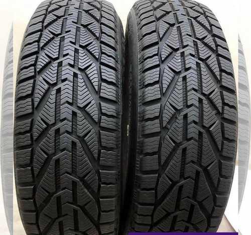 Kormoran Snow 215/60 R17 96H