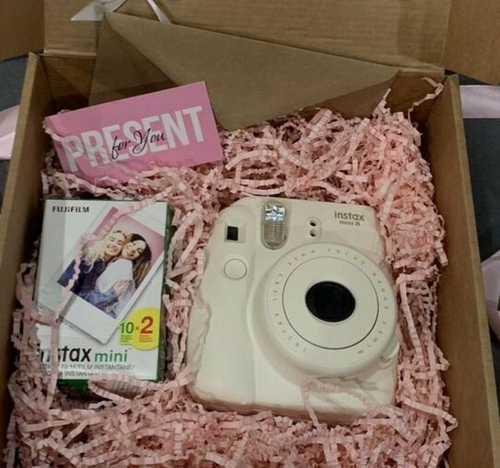 Фотоаппарат instax mini