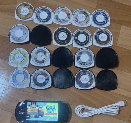 Sony PSP 3008 Прошитая 1000 Игр Отличное Состояние