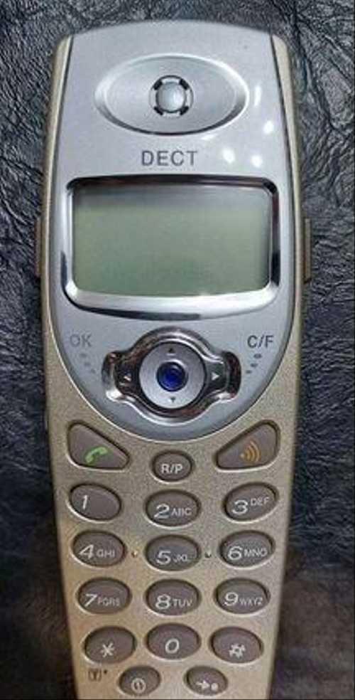 Телефон LG GT 7710