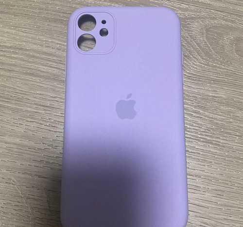 Чехол сиреневый на iPhone11