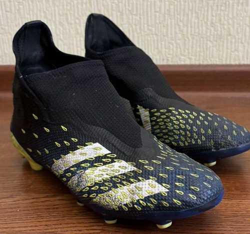 Бутсы adidas predator