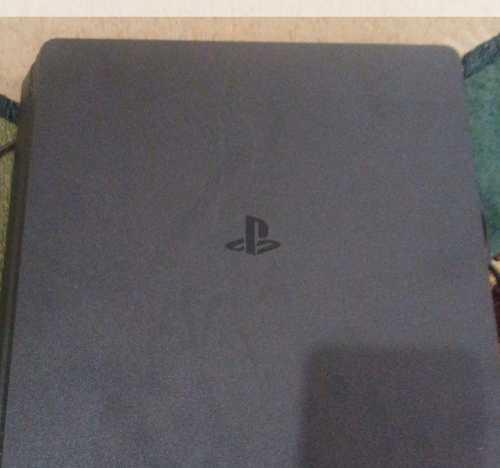Sony PlayStation 4 Slim, 1000 гб, 2 геймпада