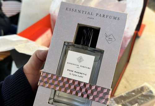 Essential parfums rose magnetic mon vetiver