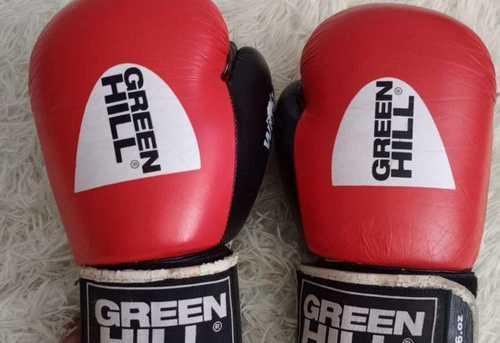 Боксерские перчатки green hill 16 oz
