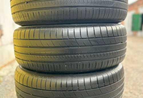 Goodyear EfficientGrip RVF02 225/60 R17 99H