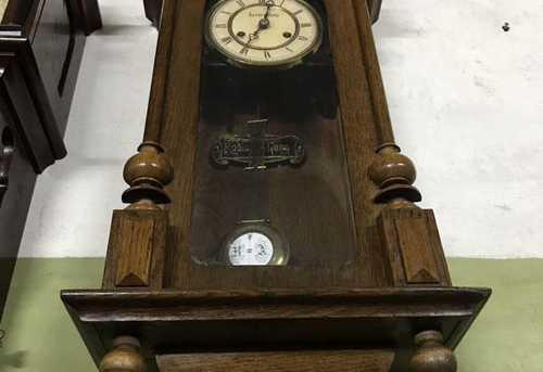 Антикварные настенные часы с боем FMS