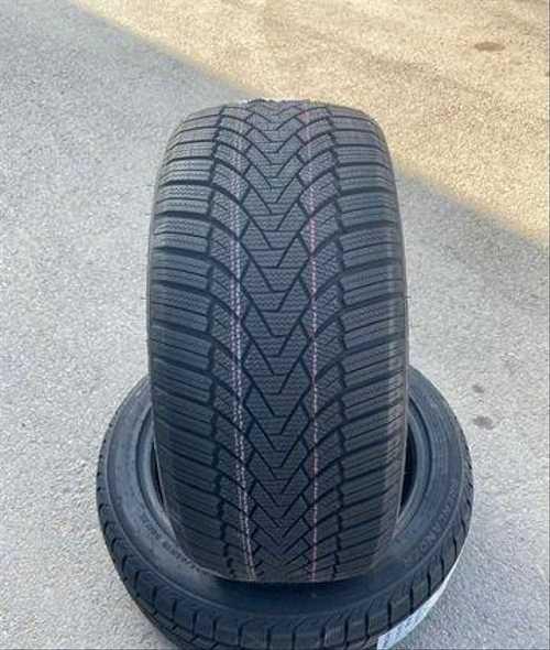 Grenlander Icehawke 1 215/45 R17 91V