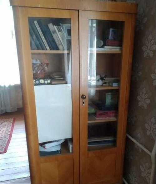 Книжный шкаф массив бу, производство СССР