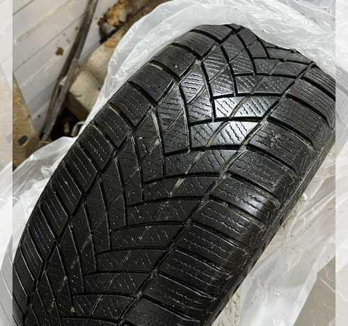 Matador MP 7 215/55 R17
