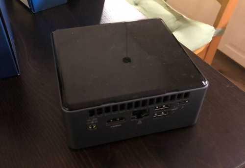 Intel NUC Core i5-8259U/16/256