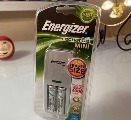 Зарядное устройство Energizer AA AAA