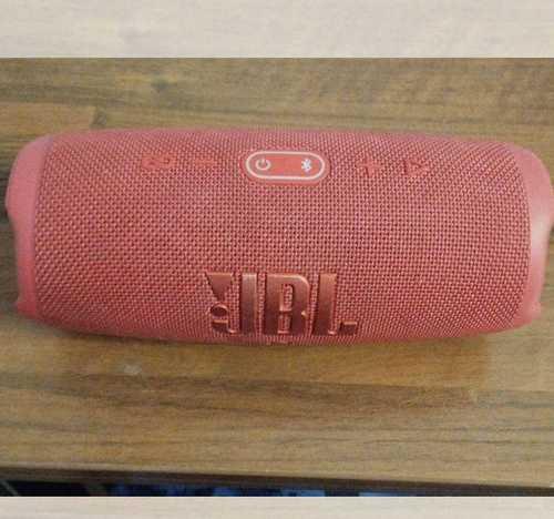 Портативная колонка JBL Charge 5