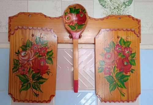 Настенный деревянный набор для кухни времён СССР