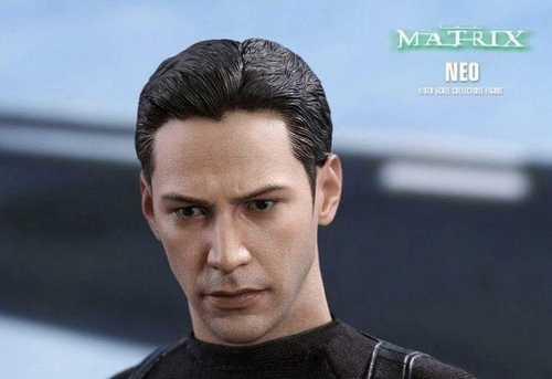 В наличии Hot Toys Neo (скульпт)