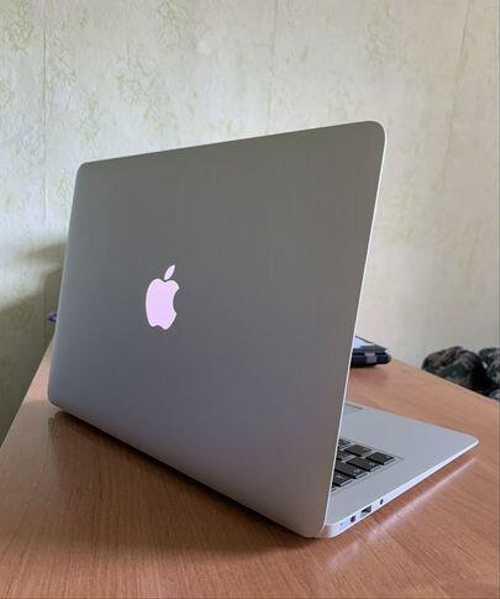 Идеальный Macbook Air 13 2015 8/128 97 циклов