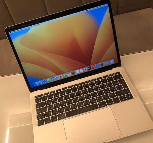 Apple macbook pro 13 2017