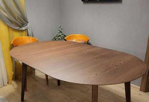 Обеденный стол в коричневом оттенке