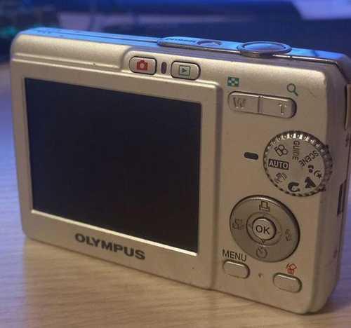 Olympus FE-190