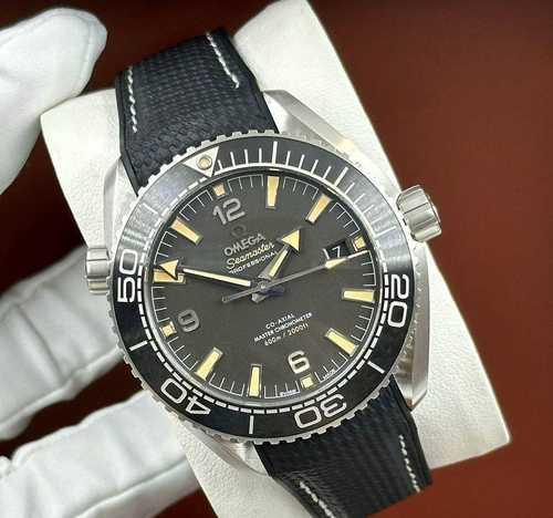 Часы Omega Seamaster Planet Ocean