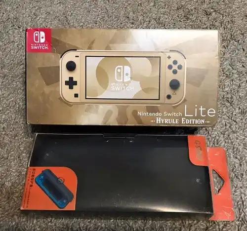 Новая Nintendo switch lite (прошитая) с чехлом