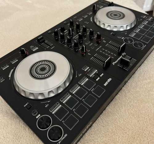 Dj контролер Pioneer DDJ-SB3