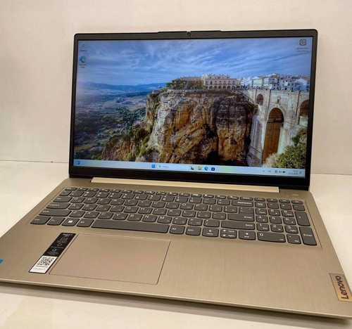 Ноутбук Lenovo IdeaPad 3 15ITL6 4гб, 256гб