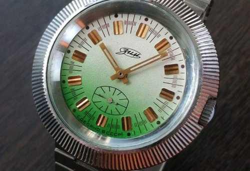 Стильные винтажные мужские часы СССР Зим Шайба