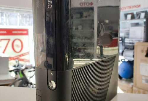 Xbox 360 E 4 гб