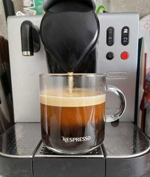 Кофемашина Nespresso Latissima