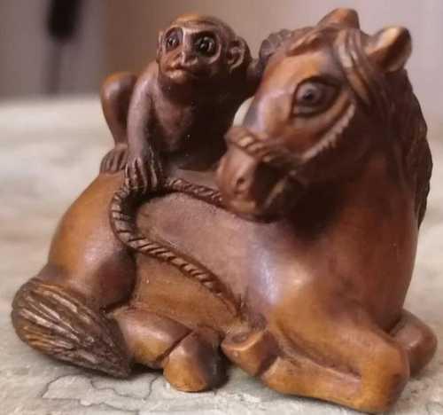 Нэцке дерево