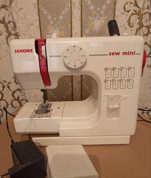 Швейная машина Janome sew mini