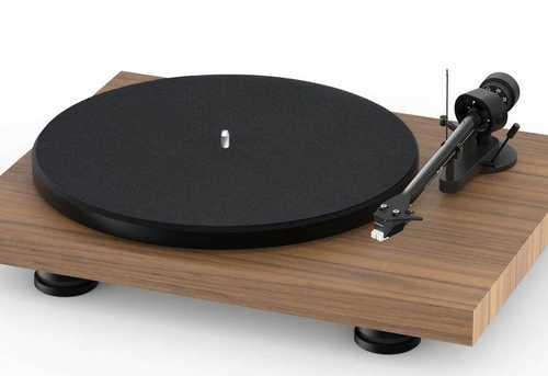 Pro-Ject Debut Carbon (Walnut)