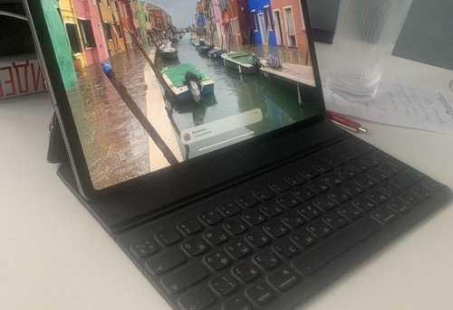 Чехол клавиатура для iPad 12 pro