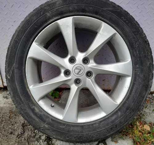 Goodyear EfficientGrip SUV 235