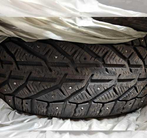 Kormoran SUV Stud 235/60 R18 107T