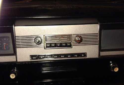 Радиоприёмник автомобильный "ат-66"