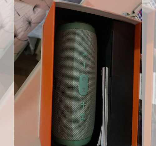 Колонка jbl charge 3